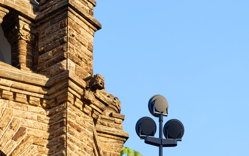 84 522. High-performance floodlight Wide beam. by Bega US