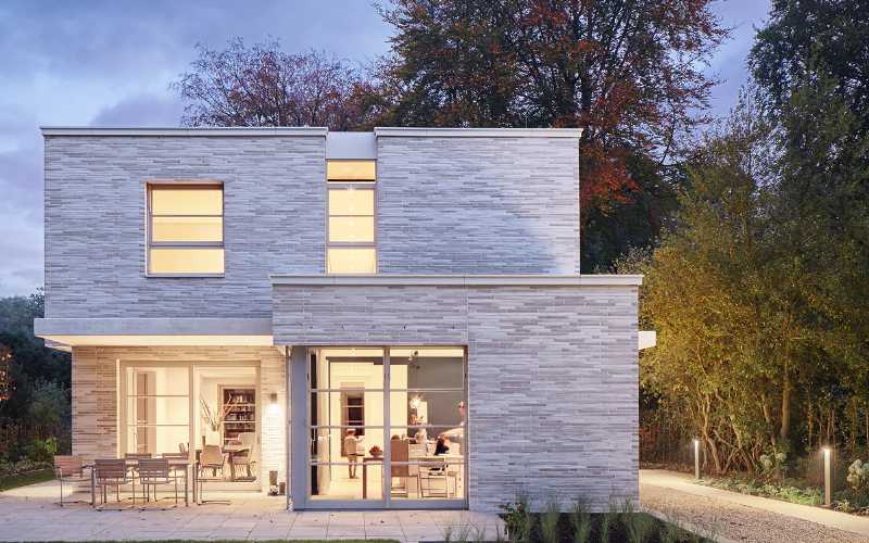 84 239. Bollard Forward throw. by Bega US