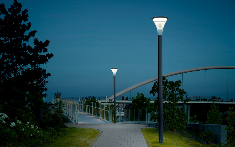 88 165. Light building element Symmetric. by Bega US