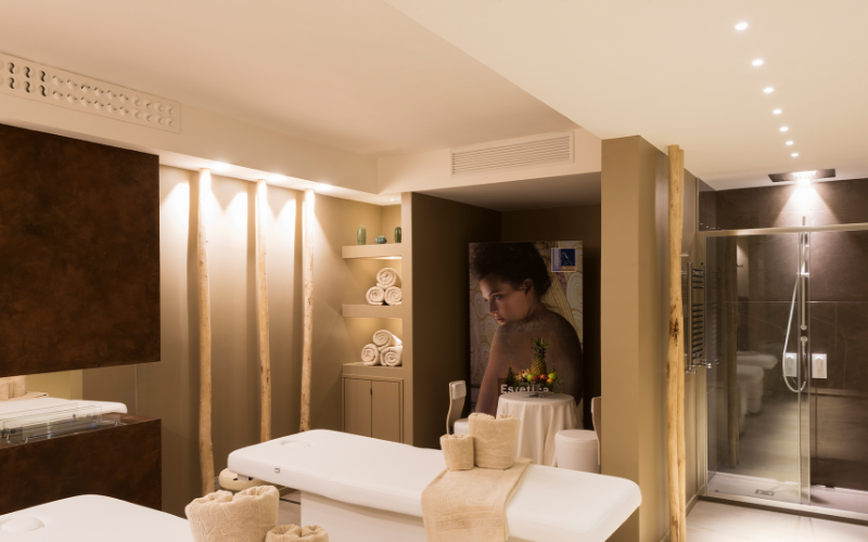 BY-4194B-9010. MILLI ROUND BIG (ceiling-mounted/wall). by BYIBA Light, Gordon Bullard