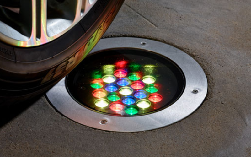 BurstScape Powercore, RGBW. by Color Kinetics, Signify