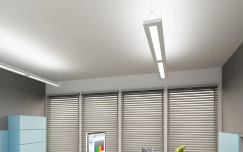 QS-J3. JAYLUM Suspended. by Corelite, Cooper Lighting Solutions