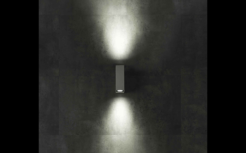 Metope 3.2 Double Beam LED Wall Mount. by Designplan