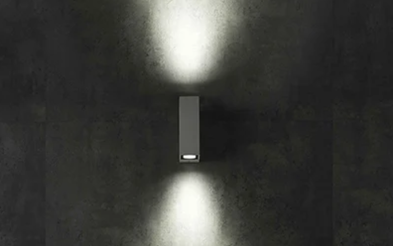 Metope 2.2 Double Beam LED Wall Mount. by Designplan