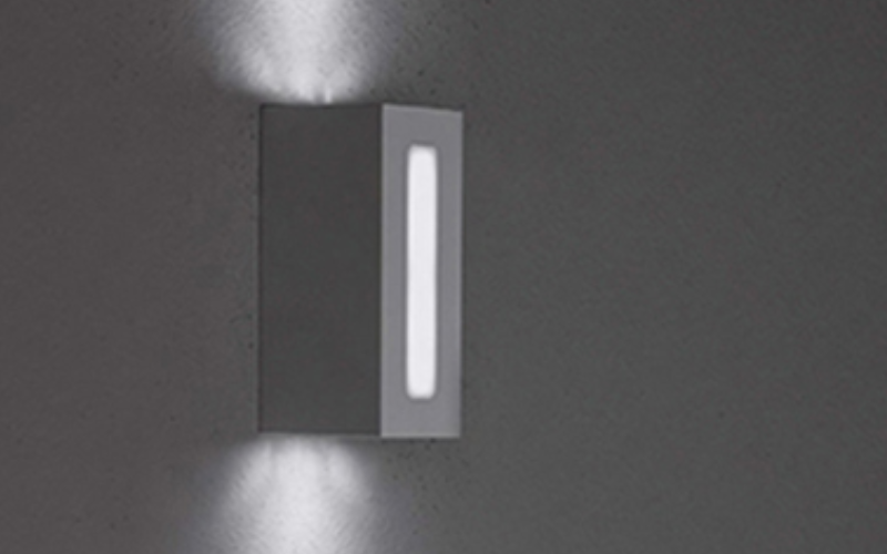 Brick 2 Wall-Mounted Double Beam LED IP65. by Designplan