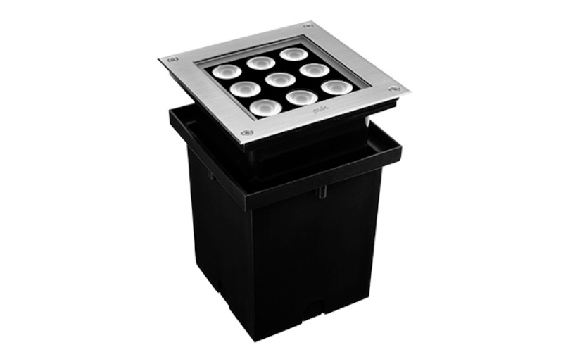 Hydroquadro Medium 7.5'' LED In-Grade Uplight IP67. by Designplan