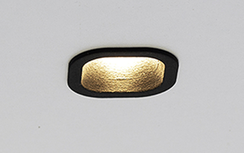 200Cent 1.4'' Sq. Square Fixed Trim Recessed (#526) IP54. by Designplan