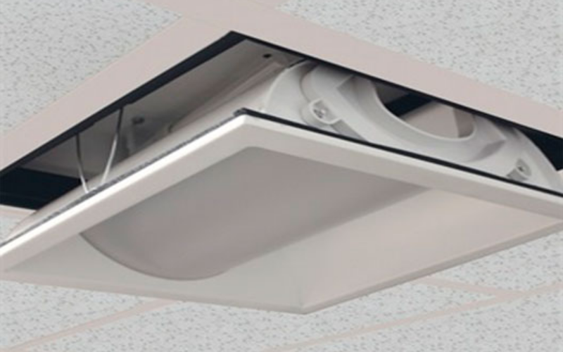 ME14. MedMaster Envela Recessed Luminaire - 1'×4'. by Kenall, Legrand