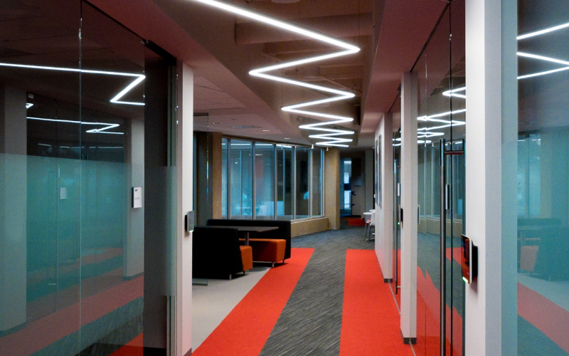 N1. Nitrogen 1 Cable Suspended. by Lumium Lighting