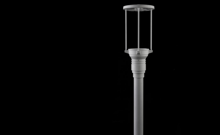 EC800. ECLIPSE MAXI 8” Pole/Wall mount. by Luminis, Acuity Brands
