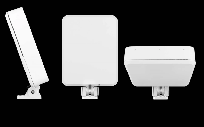 LQG. Lumenquad Grande DYNAMIC WHITE. by Lumenpulse