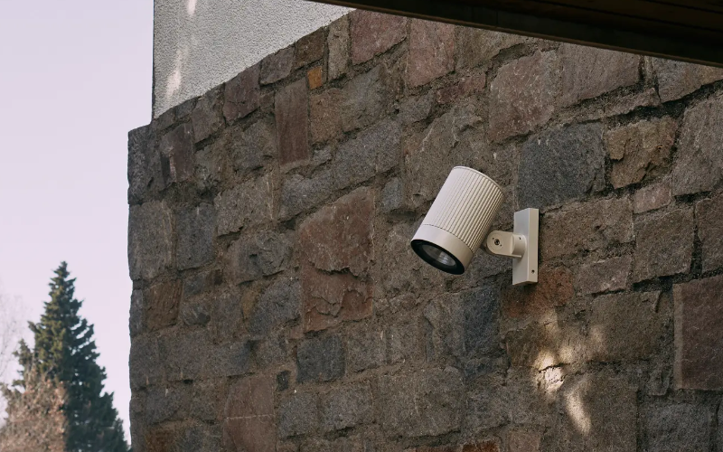 GUxP. Gunnar Wall Mount Light. by Landscape Forms