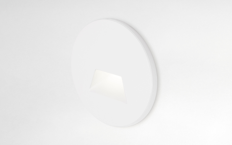 STPL. STEPLIGHT WALL - OVAL SEAL SEMI-RECESSED. by Lumenwerx
