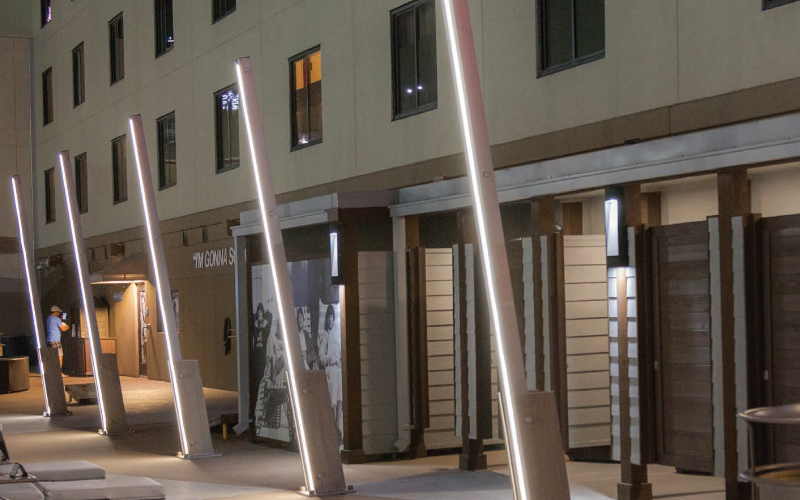 EVO/TILT. Tandem 12' Linear LED Pole. by Structura