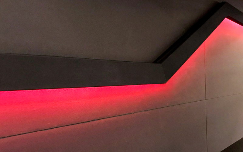 SG. Soft Graze WALL MOUNT LINEAR LED ACCENT LIGHTING. by Tempo