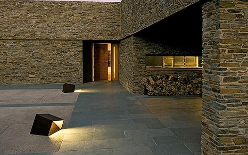 4108. Break. by Vibia