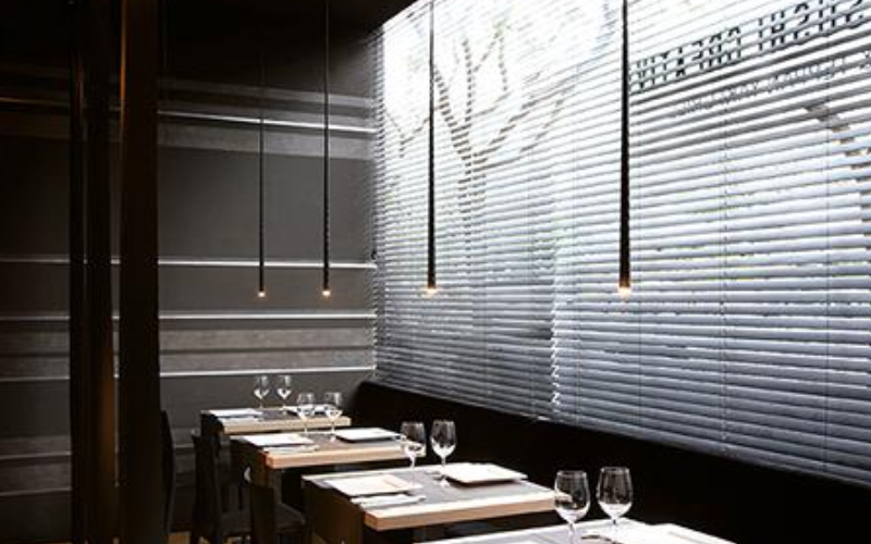 0920. Slim. by Vibia