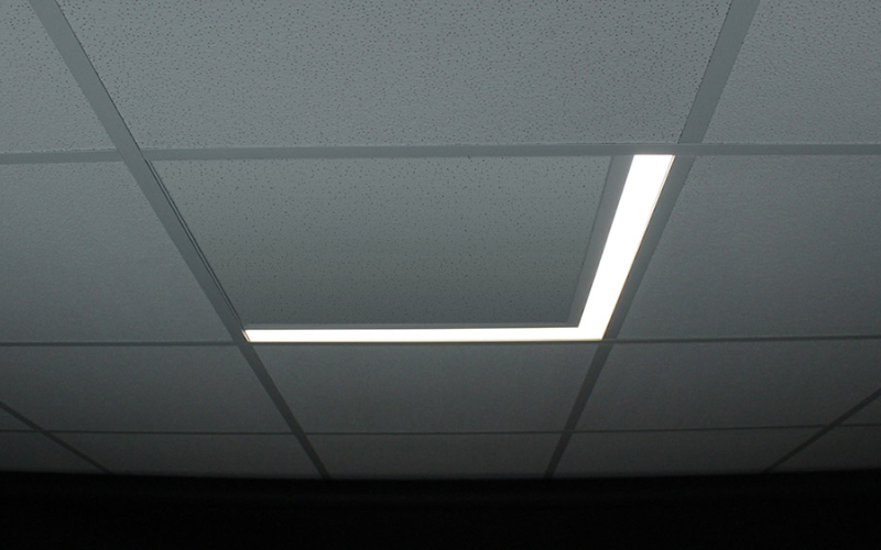 OTLL. OUTLINE TYPE L Recessed Architectural LED. by Viscor, Leviton